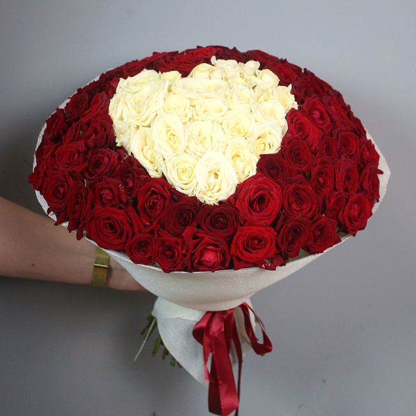 101 роза: купить в Москве недорогие букеты из 101 розы с доставкой, цены